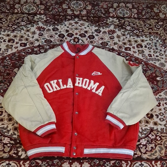 Nike | Jackets & Coats | Nike Red And Cream Oklahoma Jacket | Poshmark